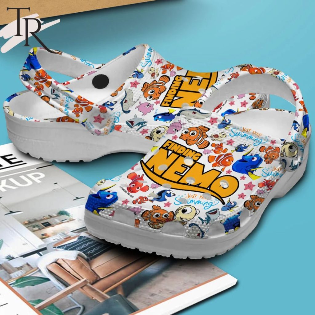 PREMIUM Finding Nemo Just Keep Swimming Clogs - Torunstyle
