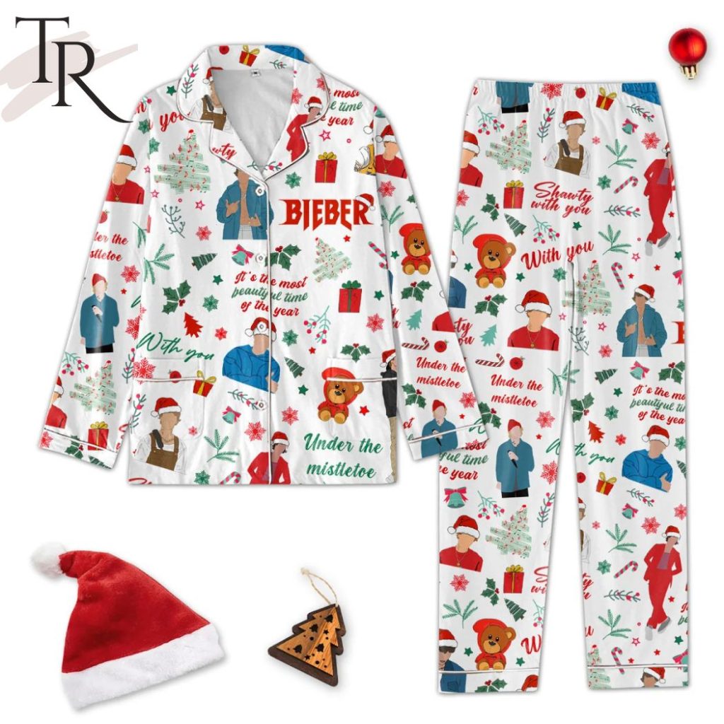 Justin Bieber - Mistletoe Pajamas Set - Torunstyle