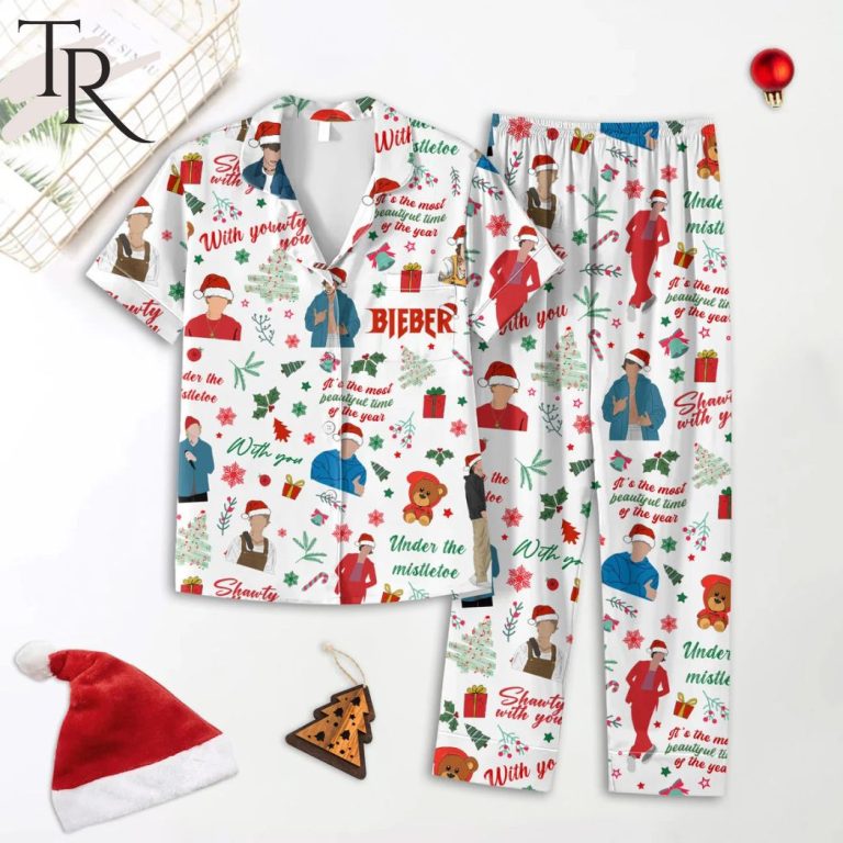 Justin Bieber - Mistletoe Pajamas Set - Torunstyle